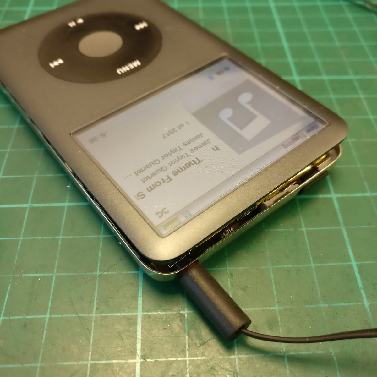 What To Do When Your iPod Classic Only Plays in One Ear